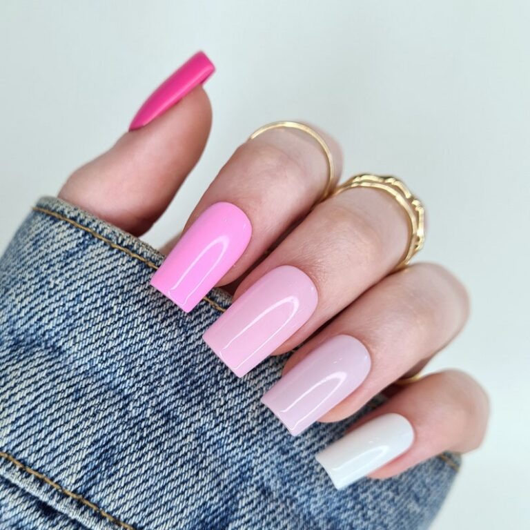 35+ Trendiest Light Pink Nails To Try This Season - Sweet Money Bee