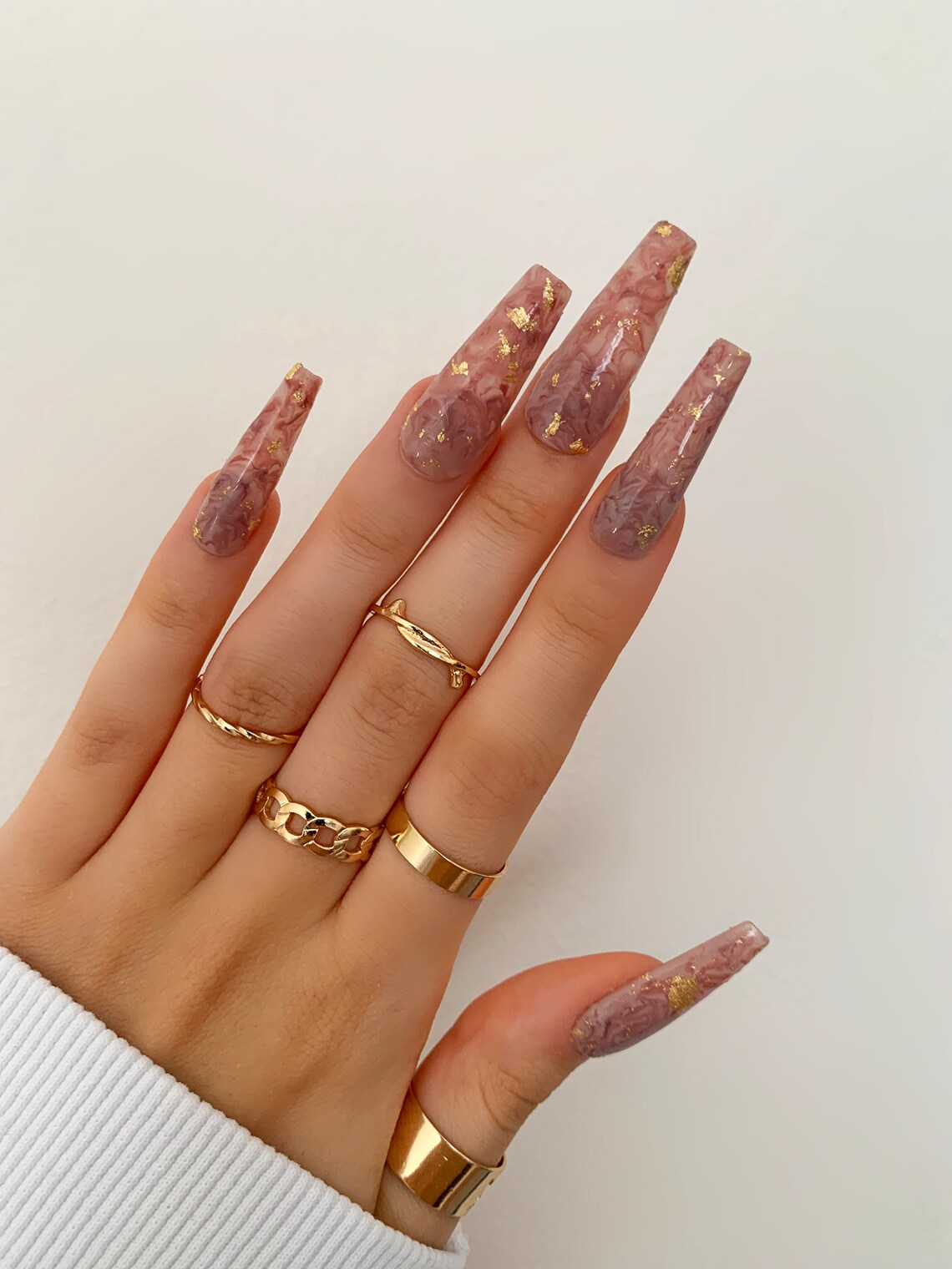 20+ Marble Nail Designs You Will Fall in Love With - Sweet Money Bee