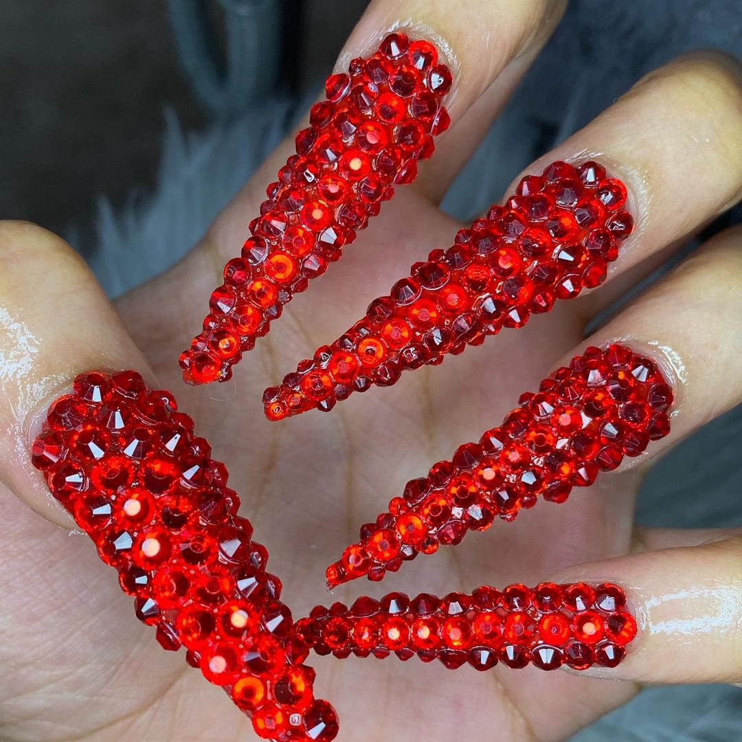 20 Red Stiletto Nails - Sweet Money Bee
